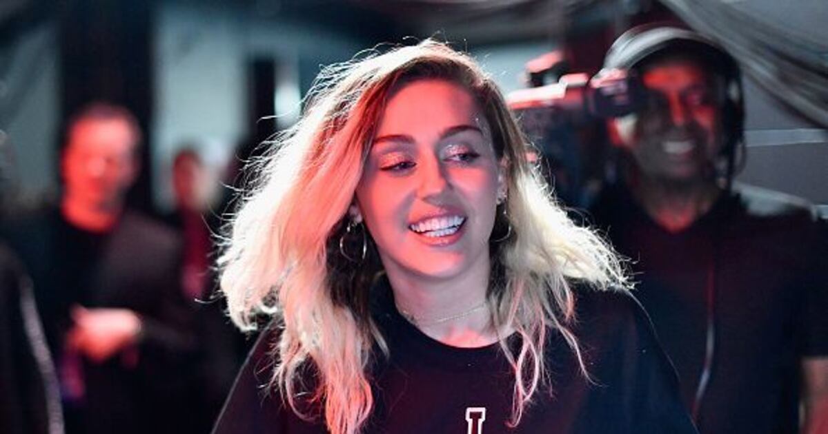 Miley Cyrus Rompe El Silencio Y Confiesa Por Qué Terminó Con Liam