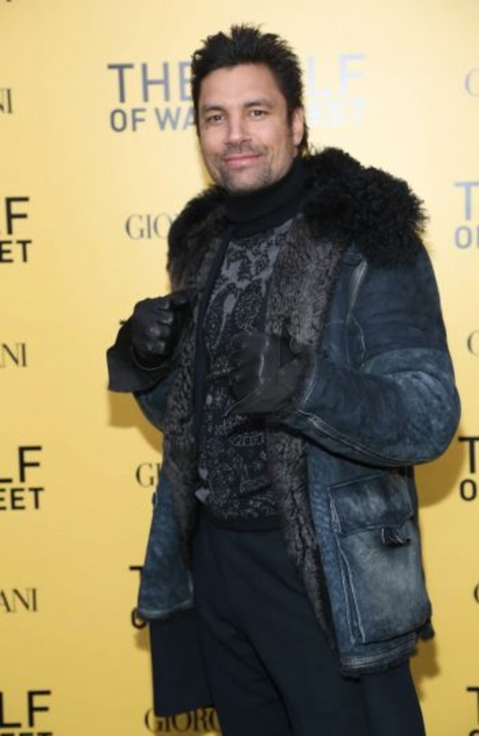 Este es el atractivo actor detrás del orco "Azog" de "El Hobbit ...