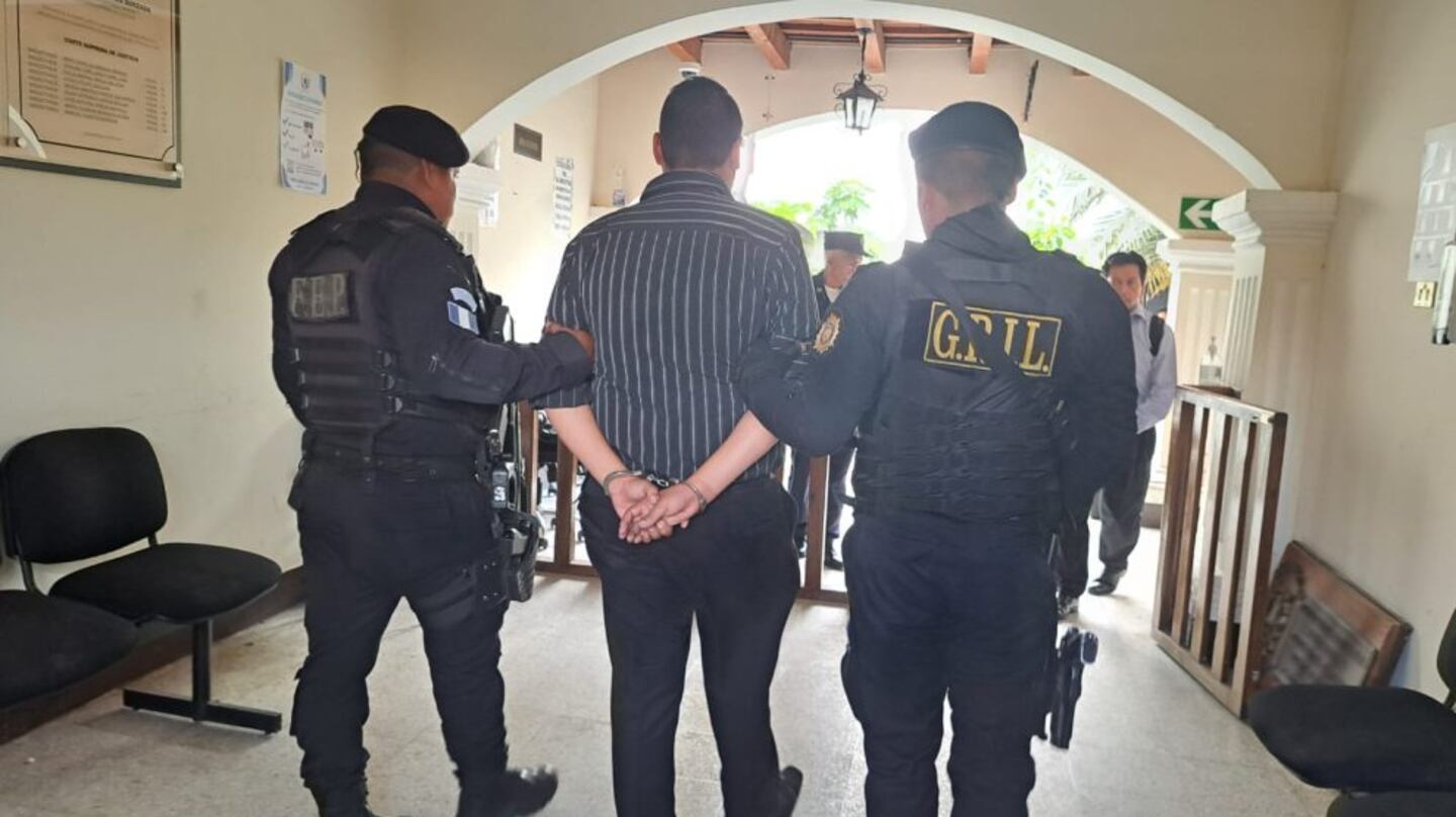 Señalados Por El Asesinato De Maestra En La Antigua Son Ligados A