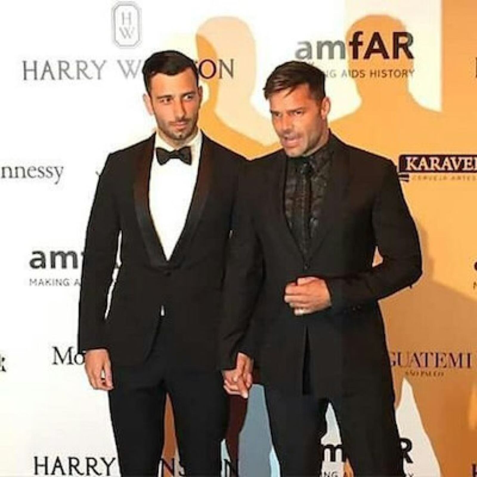 Ricky Martin aparece de la mano de su novio en un evento – Publinews