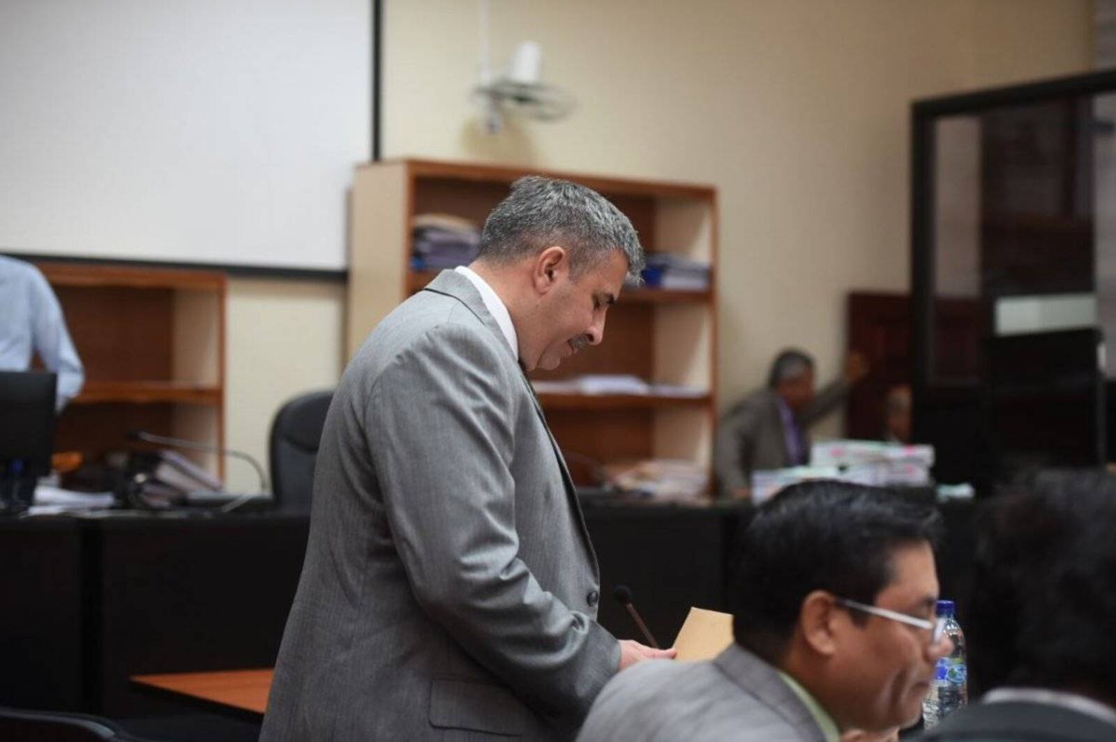 Tras un año sin inmunidad, Érick Melgar Padilla deberá comparecer ante ...