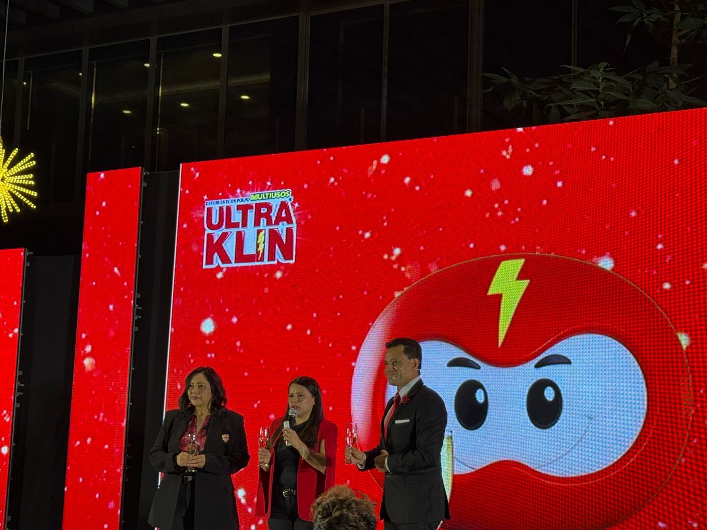 Ultra Klin celebra 15 años de limpieza, frescura y confianza en los ...