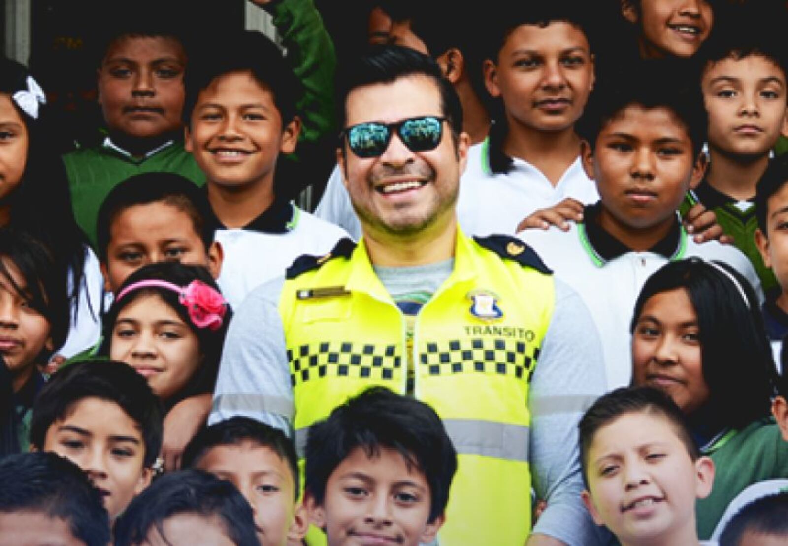 Neto Bran tiene club de fans y las redes explotan con memes – Publinews