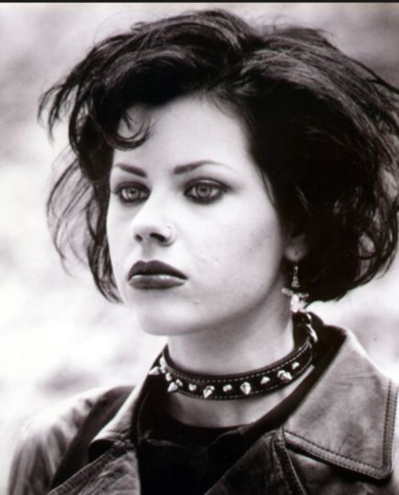 Así se ve ahora la desquiciada "Nancy" de "Jóvenes Brujas" – Publinews